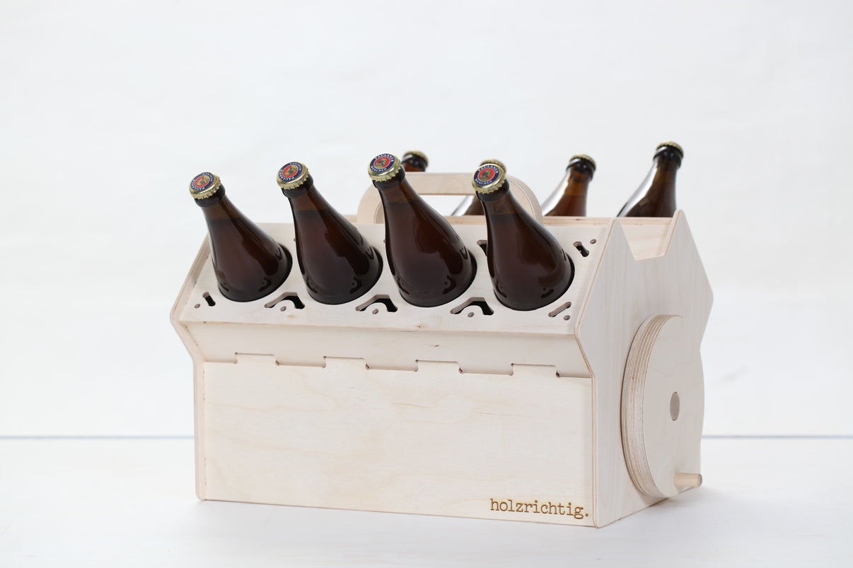 V8 Bierkiste; Holz Geschenkartikel, Holzunikate – holzrichtig.